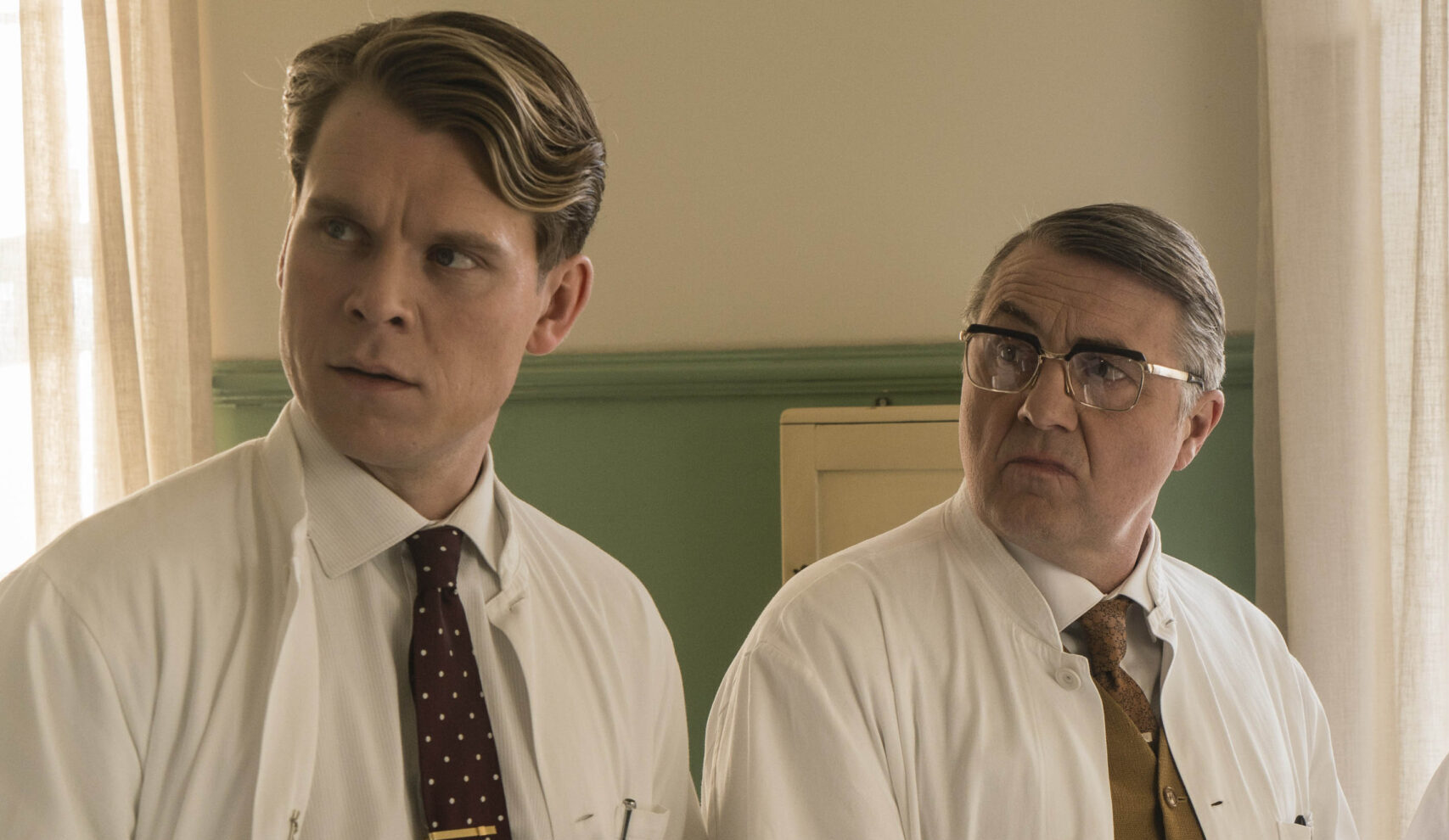 En samtale om 'Sygeplejeskolen V' - Thue Ersted Rasmussen - Filmsiden ...